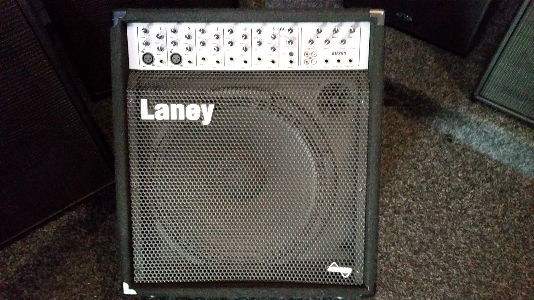 HW Audio:. Laney Ah200 Keyboard Workstation Amplifier