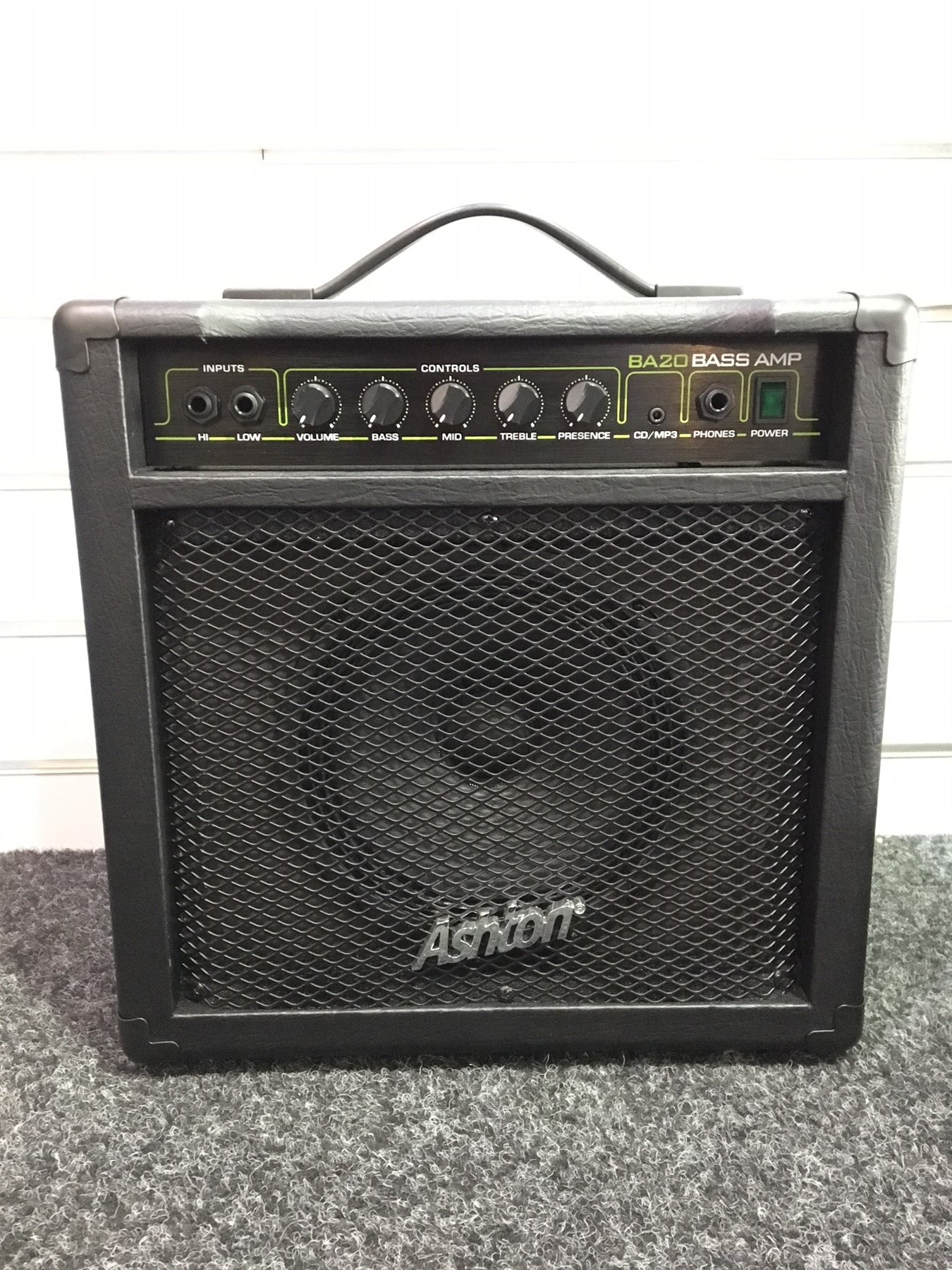 HW Audio:. Ashton Ba20 Bass Guitar Amp