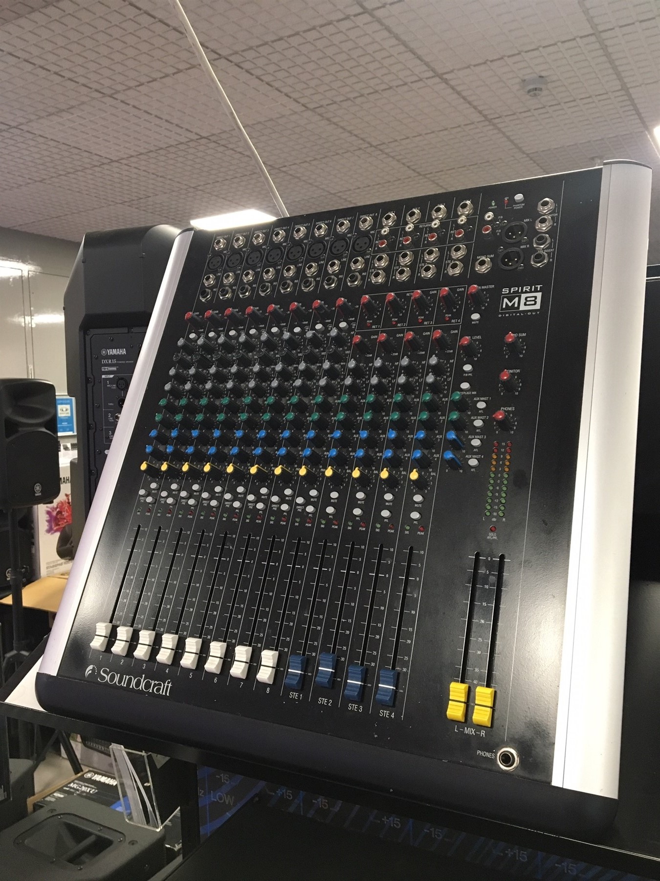 HW Audio:. Soundcraft M8 Mixer - Used