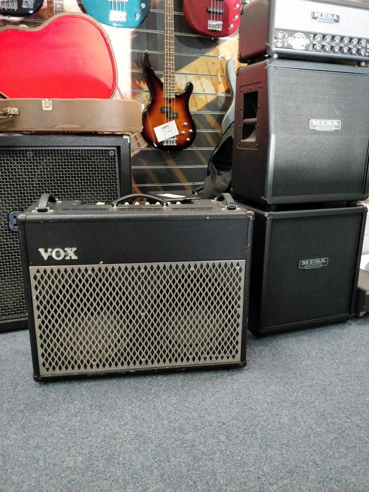 HW Audio:. Vox Valvetronic VT100 - Used