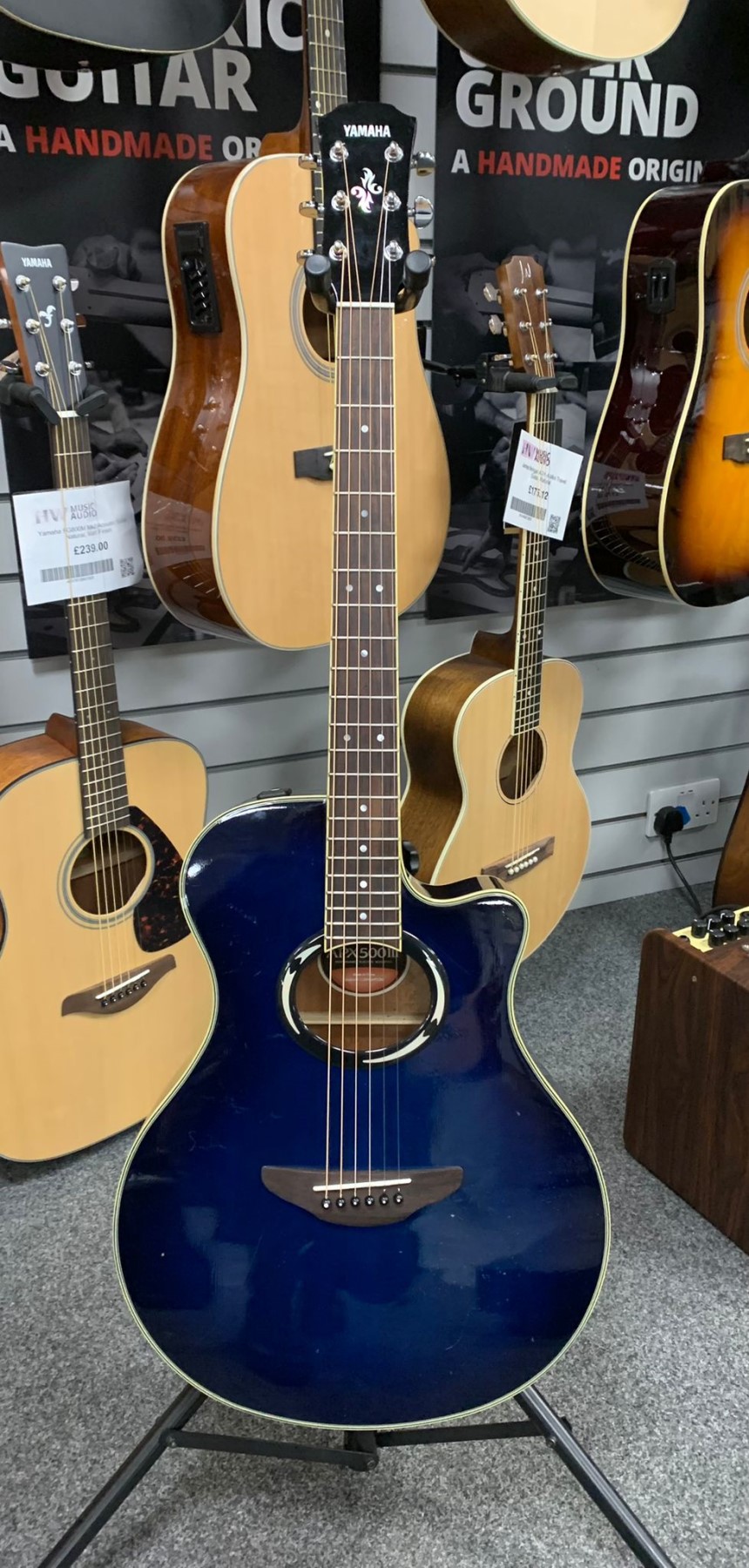 HW Audio:. Yamaha APX500 - Used, Blue