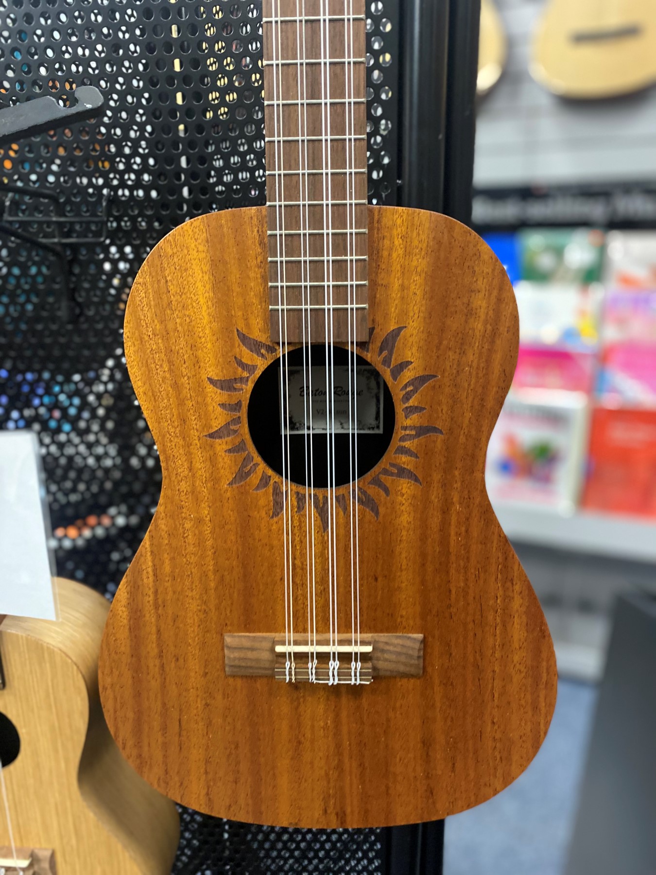 HW Audio:. Baton Rouge V2 8-String Baritone Ukulele, Natural