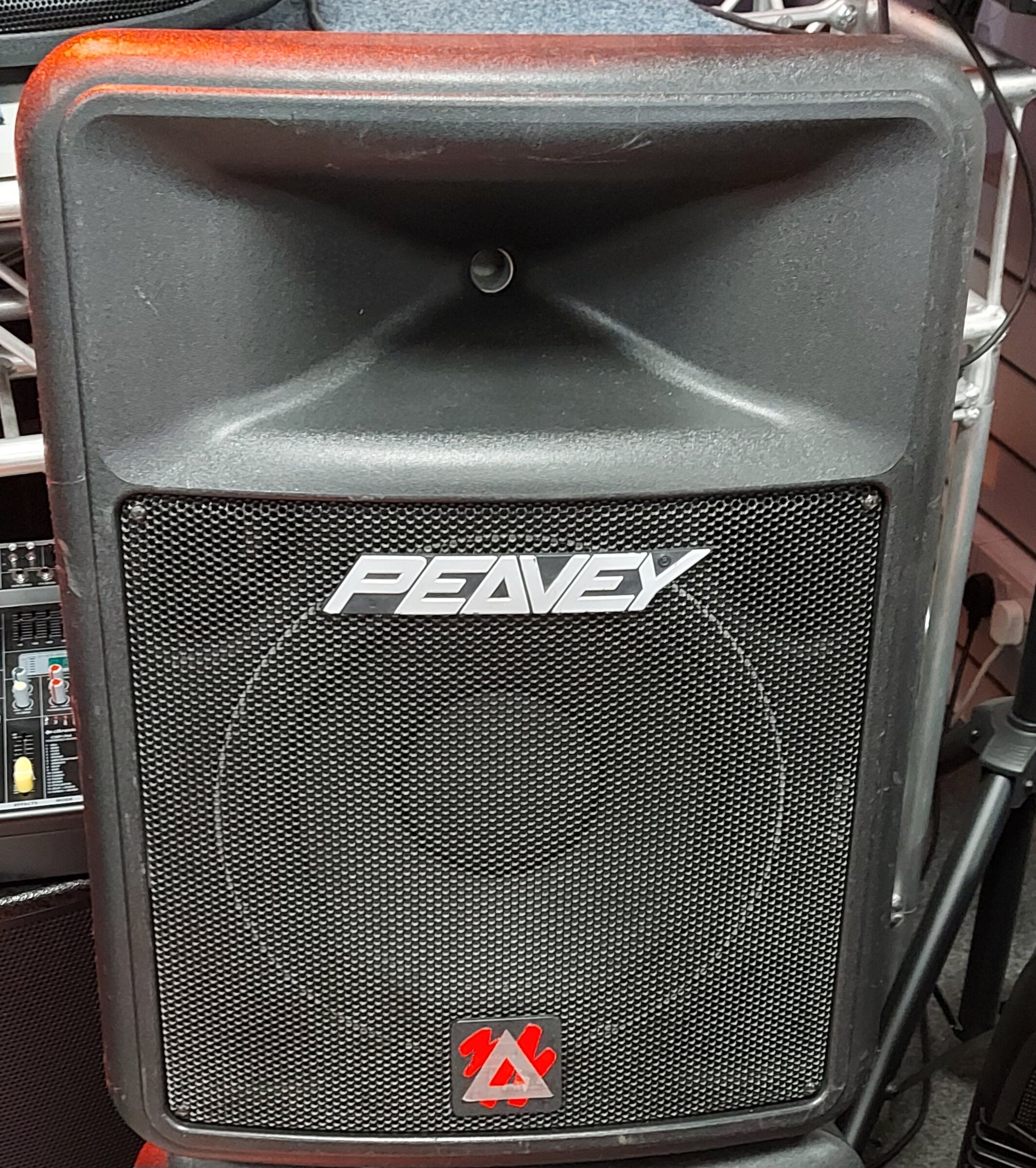 HW Audio:. Peavey Impulse 200 12 " 400watts RMS Speaker PAIR Used, Black