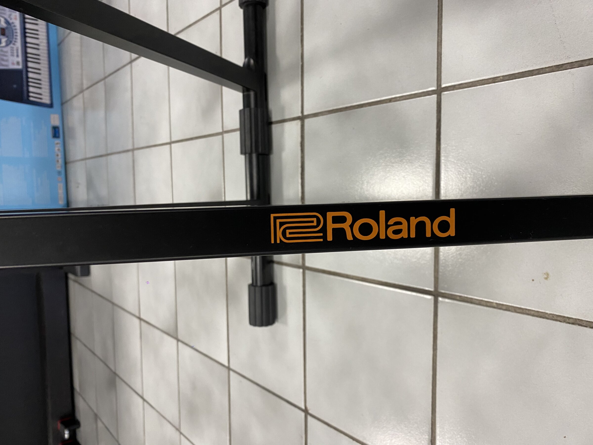 HW Audio:. Roland KS-20X X Frame Heavy Duty Keyboard Stand - Used,