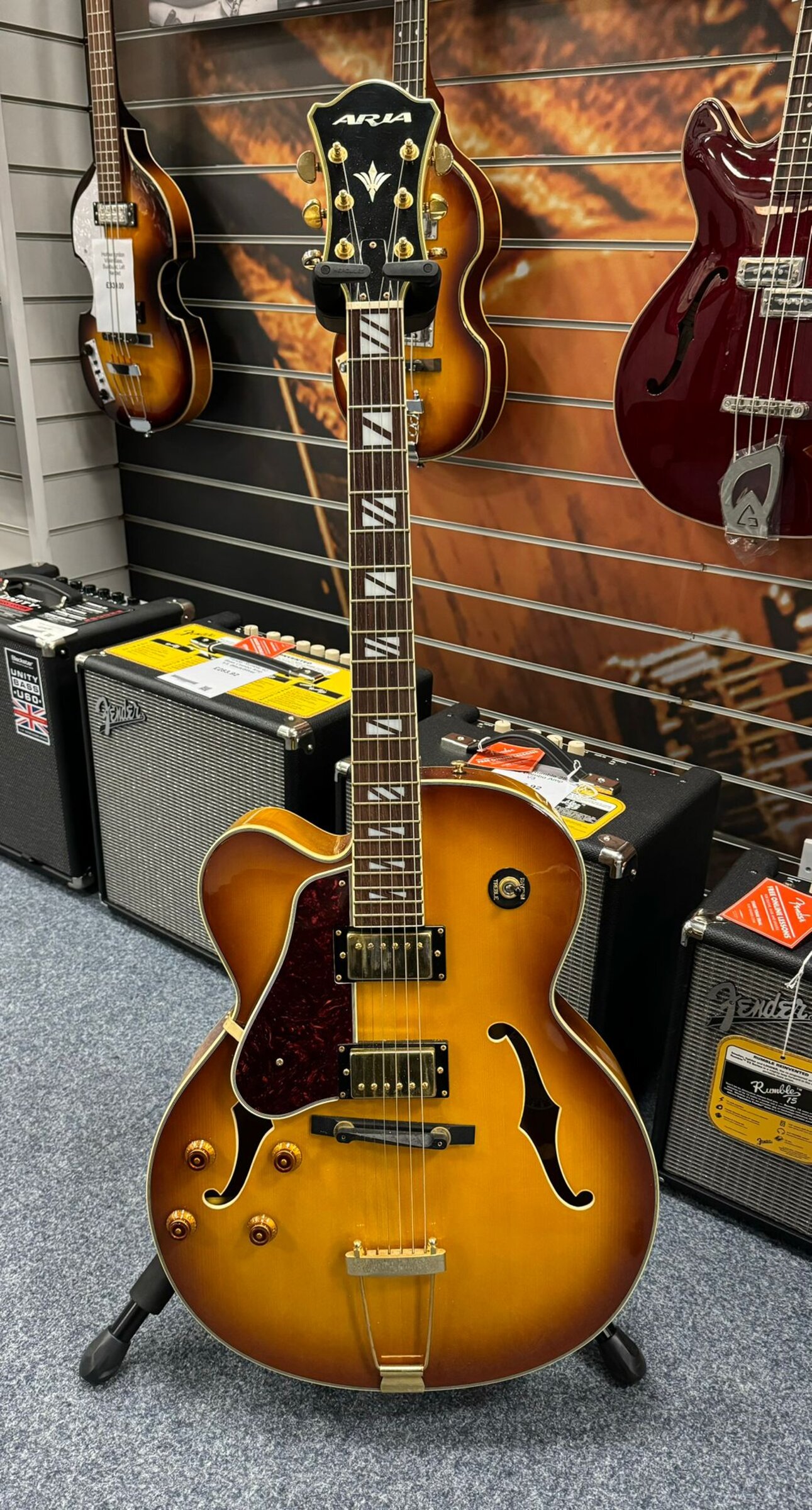 HW Audio:. Aria Pro II Fa70 Archtop Left Handed - Used, Sunburst