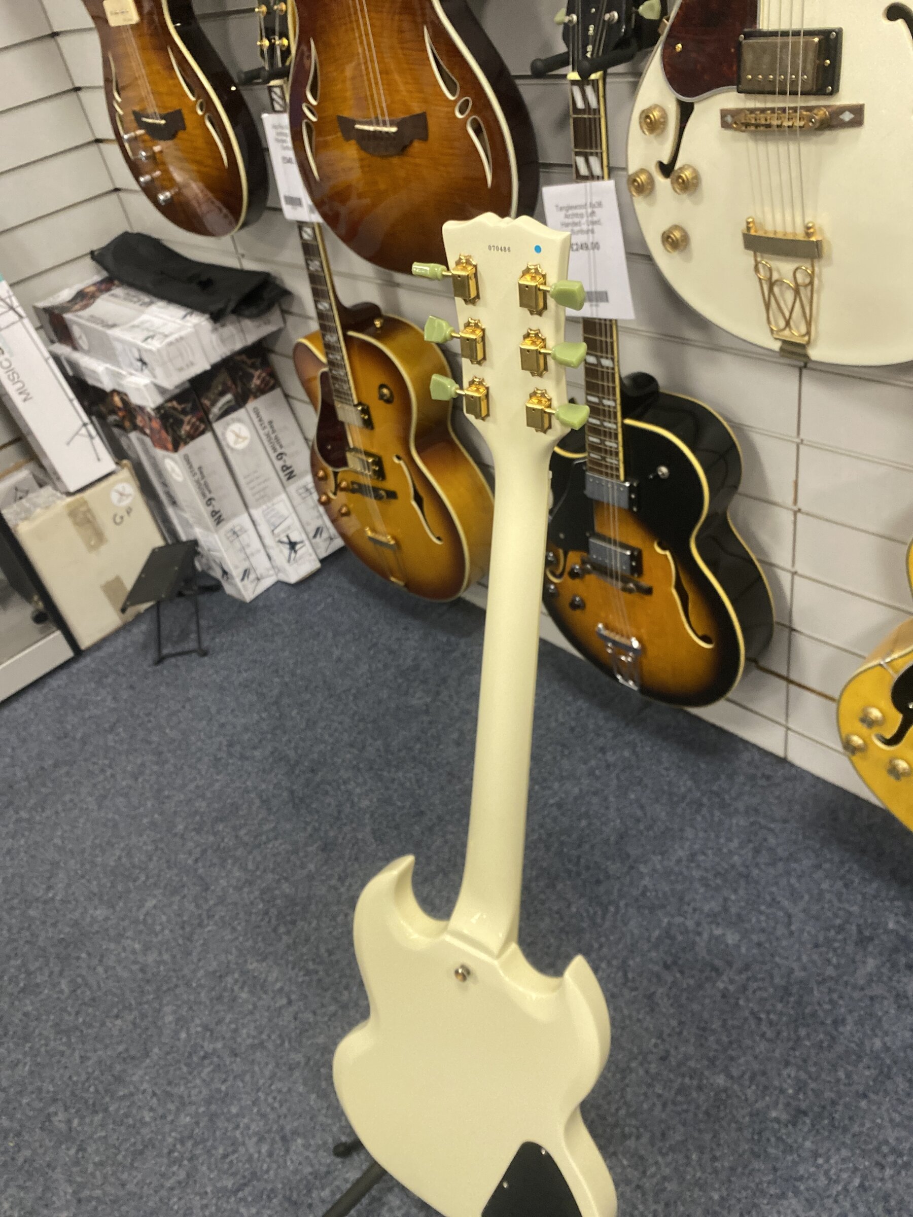 HW Audio:. Tokai Sg Custom Left Handed - Used, White