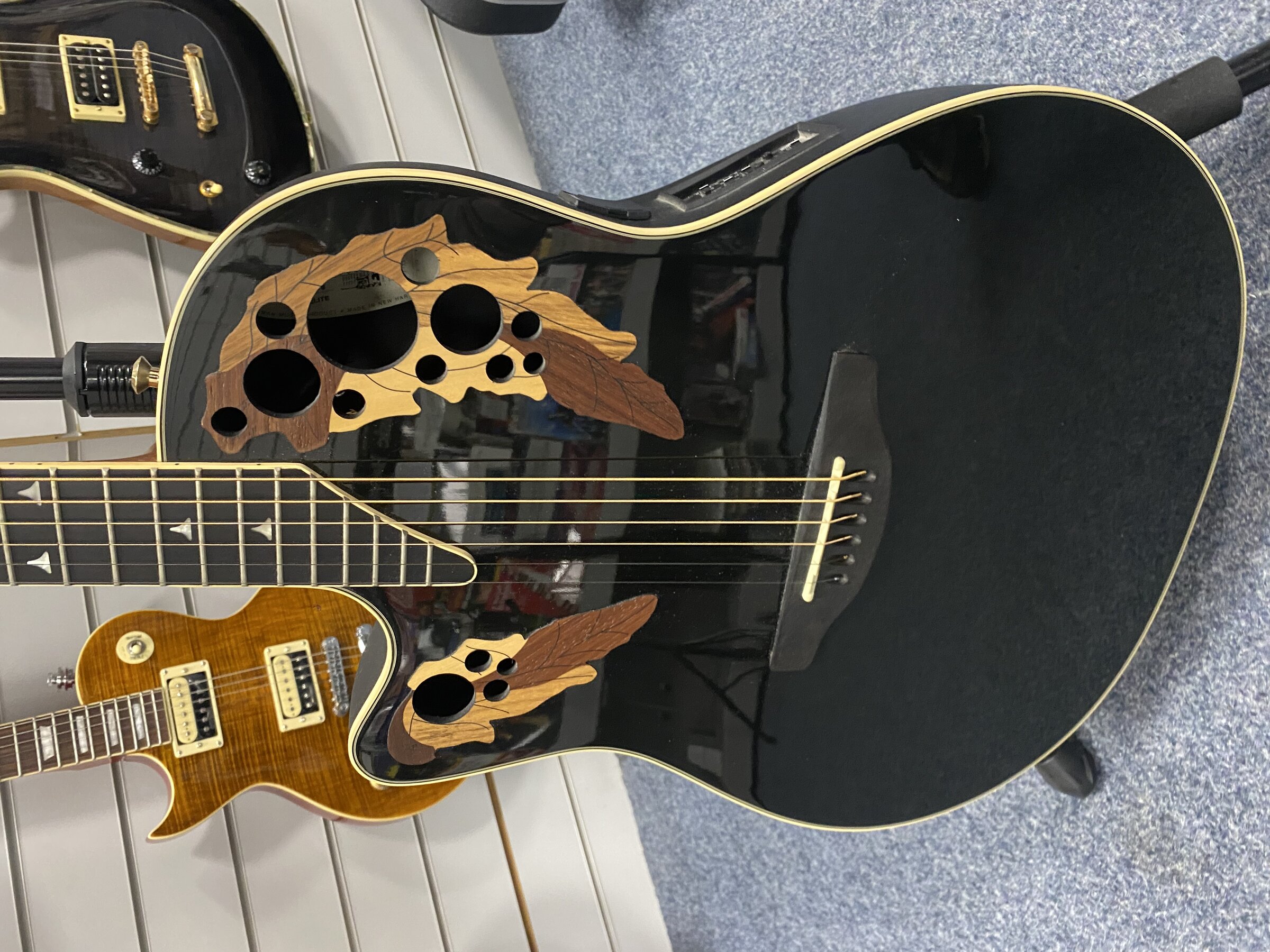 HW Audio:. Ovation USA Elite Bowlback Acoustic Guitar Left Handed - Used